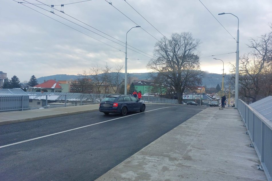 Prešovčania sa dočkali, most na Škultétyho otvorili:…